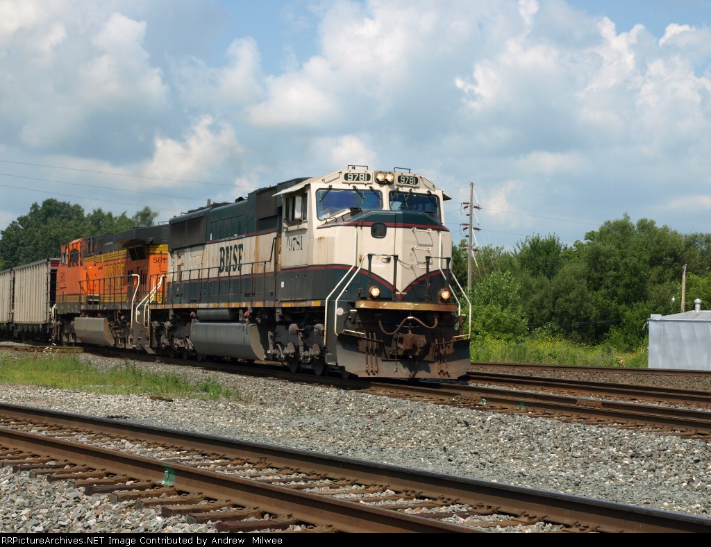 Green and Cream at Greenwich, OH.